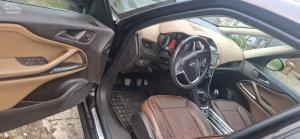 Opel Zafira Tourer 2012 in Vilnius, with an engine capacity of 2.00 L and mileage of 251 thousand km for 4950 €, photo 8 on AUTOMOTO.COM.LV