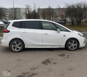 Опель Zafira Tourer 2013 в Каунас, объемом двигателя 2.00 л и пробегом 226 тыс. км за 3999 €, фото 8 на AUTOMOTO.COM.LV