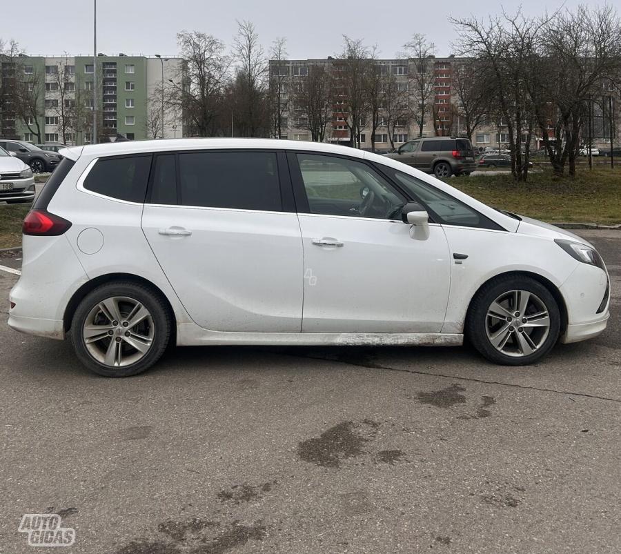 Опель Zafira Tourer 2013 в Каунас, объемом двигателя 2.00 л и пробегом 226 тыс. км за 3999 €, фото 8 на AUTOMOTO.COM.LV