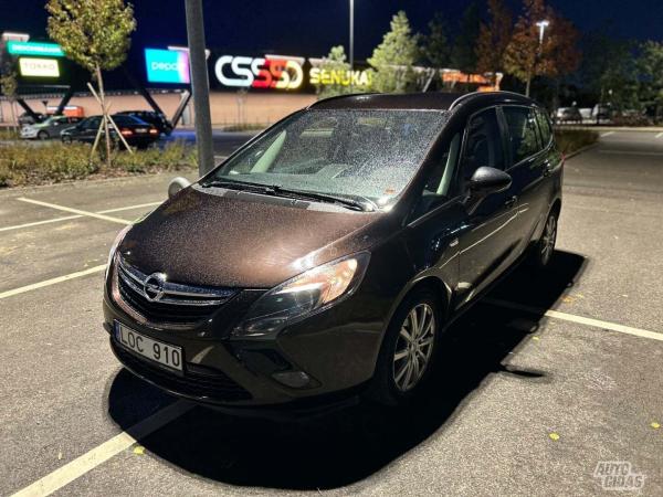 Opel Zafira Tourer 2013 Viļņa, ar dzinēja tilpumu 1.60 L un nobraukumu 230 tūkst. km par 3200 €, foto 2 vietnē AUTOMOTO.COM.LV