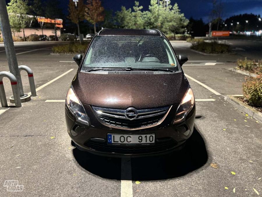 Opel Zafira Tourer 2013 Viļņa, ar dzinēja tilpumu 1.60 L un nobraukumu 230 tūkst. km par 3200 €, foto 4 vietnē AUTOMOTO.COM.LV