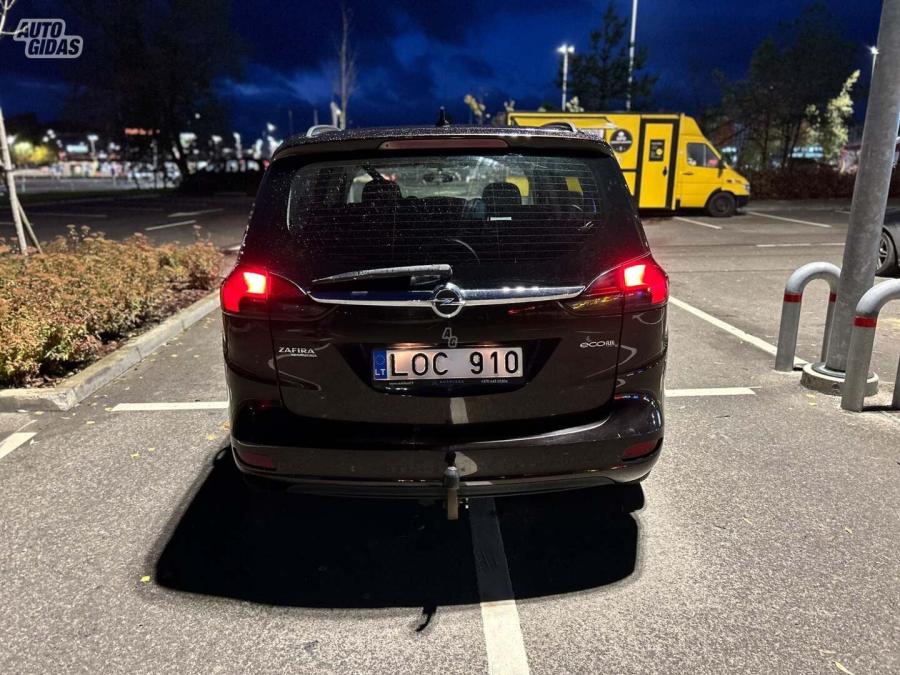 Opel Zafira Tourer 2013 Viļņa, ar dzinēja tilpumu 1.60 L un nobraukumu 230 tūkst. km par 3200 €, foto 10 vietnē AUTOMOTO.COM.LV
