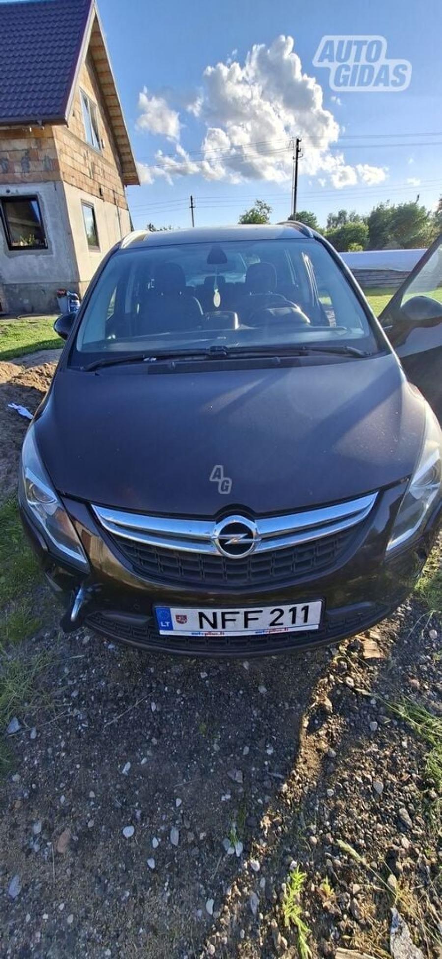 Opel Zafira Tourer 2013 in Kaisiadorys, with an engine capacity of 1.60 L and mileage of 0 thousand km for 2000 €, photo 5 on AUTOMOTO.COM.LV
