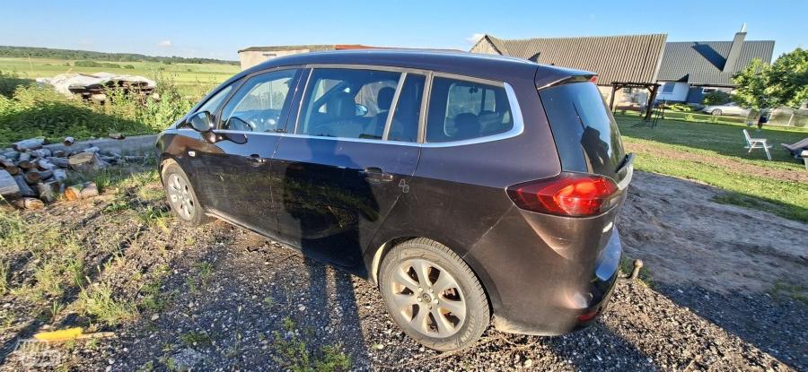 Opel Zafira Tourer 2013 in Kaisiadorys, with an engine capacity of 1.60 L and mileage of 0 thousand km for 2000 €, photo 7 on AUTOMOTO.COM.LV