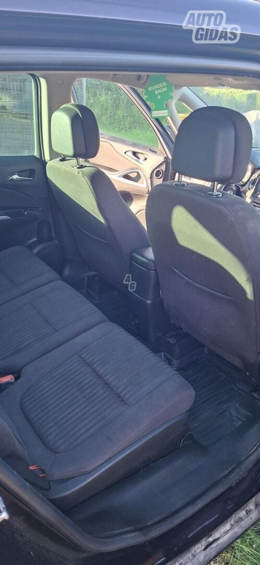Opel Zafira Tourer 2013 in Kaisiadorys, with an engine capacity of 1.60 L and mileage of 0 thousand km for 2000 €, photo 9 on AUTOMOTO.COM.LV