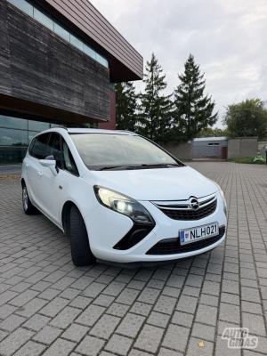 Opel Zafira Tourer 2013 Klaipėda, ar dzinēja tilpumu 1.60 L un nobraukumu 268 tūkst. km par 3500 €, foto 3 vietnē AUTOMOTO.COM.LV