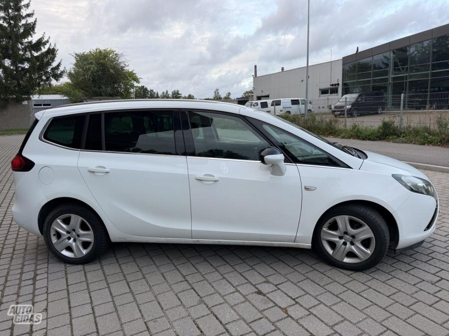 Opel Zafira Tourer 2013 Klaipėda, ar dzinēja tilpumu 1.60 L un nobraukumu 268 tūkst. km par 3500 €, foto 4 vietnē AUTOMOTO.COM.LV