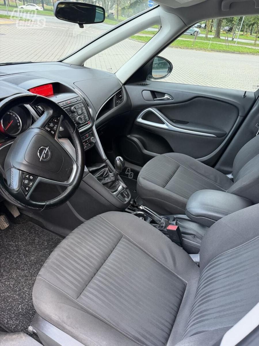 Opel Zafira Tourer 2013 Klaipėda, ar dzinēja tilpumu 1.60 L un nobraukumu 268 tūkst. km par 3500 €, foto 10 vietnē AUTOMOTO.COM.LV