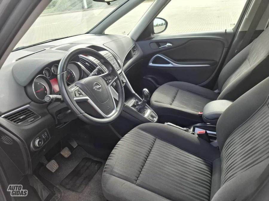Опель Zafira Tourer 2014 в Мариямполе, объемом двигателя 2.00 л и пробегом 276 тыс. км за 4550 €, фото 7 на AUTOMOTO.COM.LV