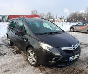 Опель Zafira Tourer 2015 в Паланга, объемом двигателя 2.00 л и пробегом 283 тыс. км за 5650 €, фото 2 на AUTOMOTO.COM.LV