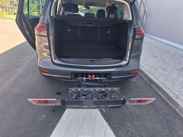 Opel Zafira Tourer 2015 Kauņa, ar dzinēja tilpumu 1.96 L un nobraukumu 181 tūkst. km par 7450 €, foto 9 vietnē AUTOMOTO.COM.LV