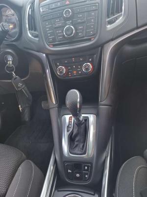 Опель Zafira Tourer 2015 в Каунас, объемом двигателя 1.96 л и пробегом 181 тыс. км за 7450 €, фото 17 на AUTOMOTO.COM.LV