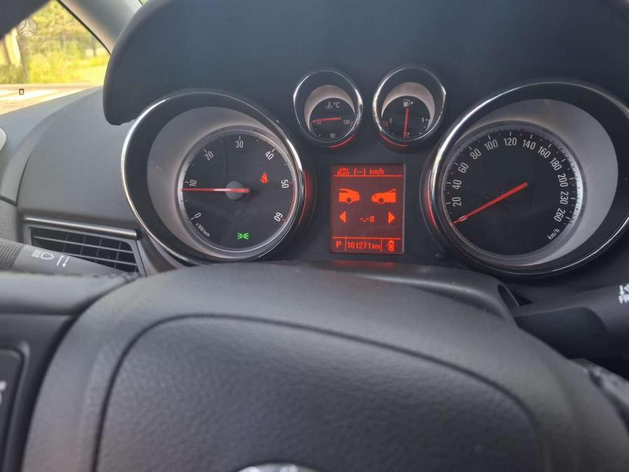 Опель Zafira Tourer 2015 в Каунас, объемом двигателя 1.96 л и пробегом 181 тыс. км за 7450 €, фото 19 на AUTOMOTO.COM.LV