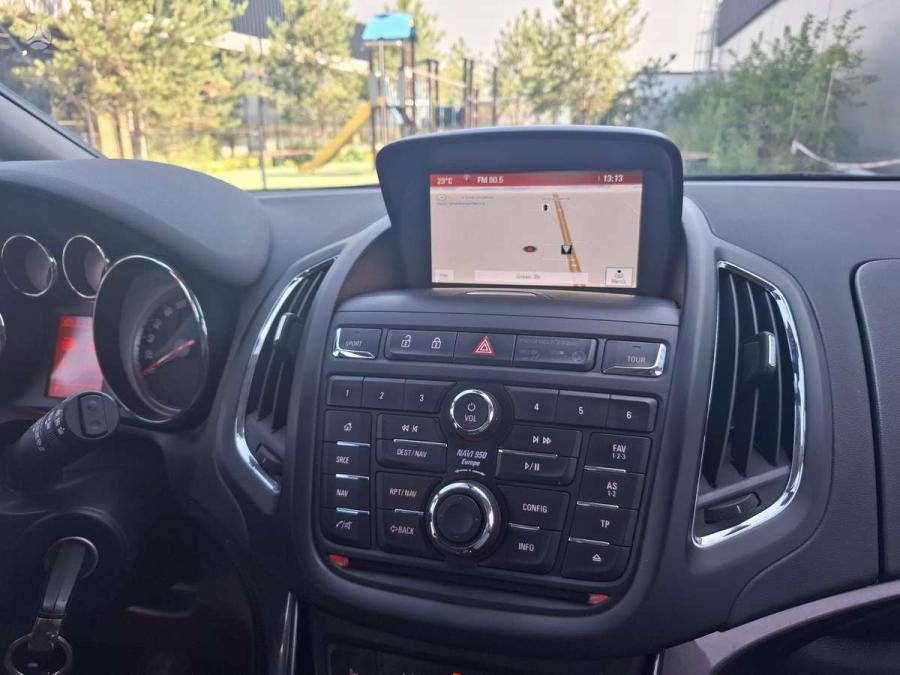Опель Zafira Tourer 2015 в Каунас, объемом двигателя 1.96 л и пробегом 181 тыс. км за 7450 €, фото 20 на AUTOMOTO.COM.LV
