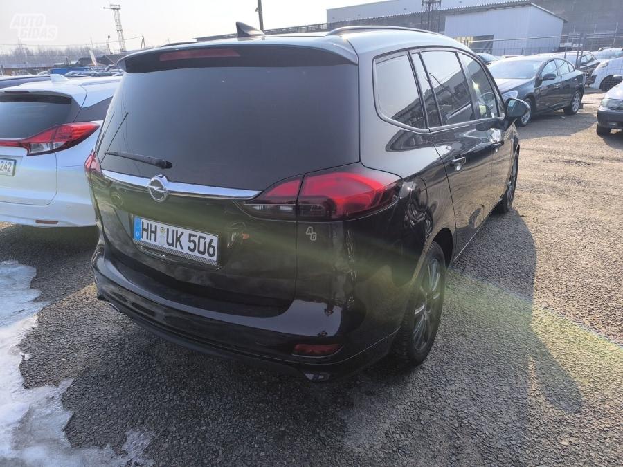 Opel Zafira Tourer 2016 in Kaunas, with an engine capacity of 2.00 L and mileage of 226 thousand km for 5999 €, photo 4 on AUTOMOTO.COM.LV