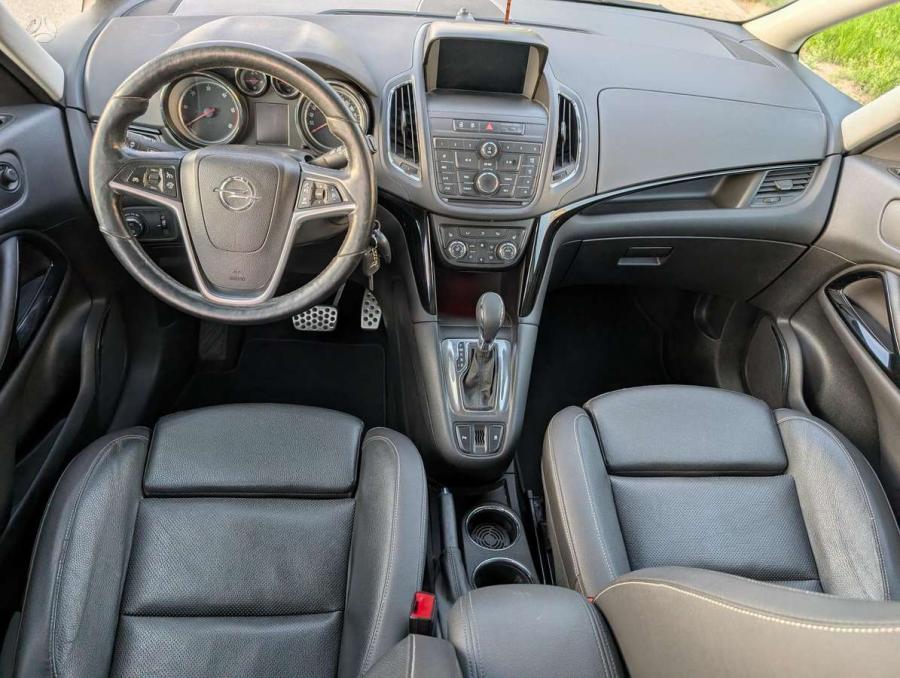 Opel Zafira Tourer 2016 Šauļi, ar dzinēja tilpumu 2.00 L un nobraukumu 217 tūkst. km par 4200 €, foto 8 vietnē AUTOMOTO.COM.LV