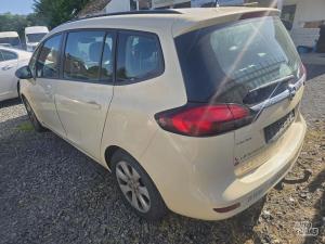 Opel Zafira Tourer 2019 Kauņa, ar dzinēja tilpumu 2.00 L un nobraukumu 301 tūkst. km par 4999 €, foto 3 vietnē AUTOMOTO.COM.LV