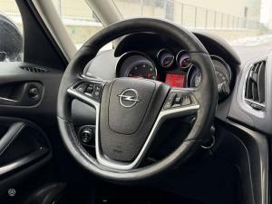 Красный Опель Zafira Tourer 2012 в Вильнюс, объемом двигателя 1.96 л и пробегом 236 тыс. км за 3450 €, фото 13 на AUTOMOTO.COM.LV
