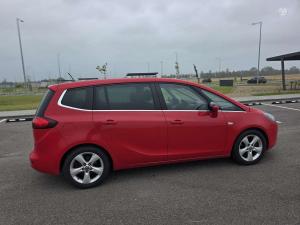 Sarkans Opel Zafira Tourer 2012 Marijampole, ar dzinēja tilpumu 1.36 L un nobraukumu 195 tūkst. km par 3650 €, foto 17 vietnē AUTOMOTO.COM.LV