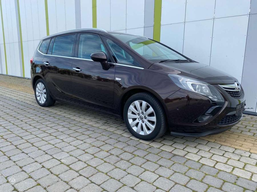 Sarkans Opel Zafira Tourer 2012 Raseiniai, ar dzinēja tilpumu 1.96 L un nobraukumu 300 tūkst. km par 4300 €, foto 8 vietnē AUTOMOTO.COM.LV