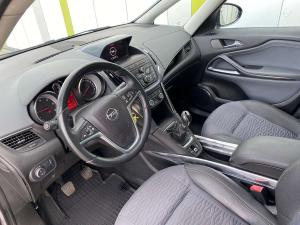 Sarkans Opel Zafira Tourer 2012 Raseiniai, ar dzinēja tilpumu 1.96 L un nobraukumu 300 tūkst. km par 4300 €, foto 10 vietnē AUTOMOTO.COM.LV