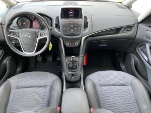Sarkans Opel Zafira Tourer 2012 Raseiniai, ar dzinēja tilpumu 1.96 L un nobraukumu 300 tūkst. km par 4300 €, foto 12 vietnē AUTOMOTO.COM.LV
