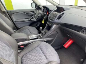 Sarkans Opel Zafira Tourer 2012 Raseiniai, ar dzinēja tilpumu 1.96 L un nobraukumu 300 tūkst. km par 4300 €, foto 13 vietnē AUTOMOTO.COM.LV