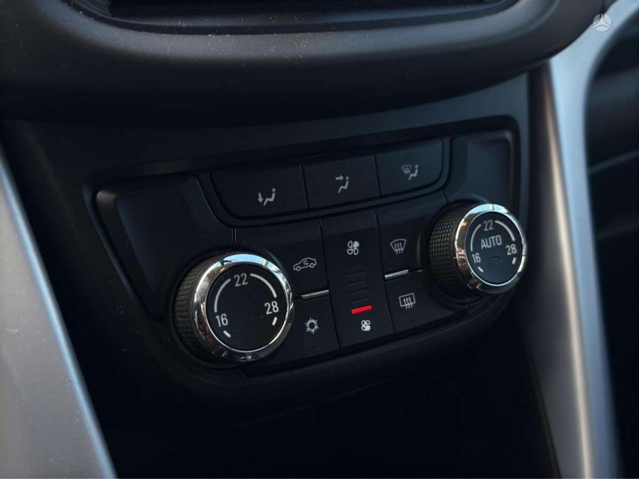 Sarkans Opel Zafira Tourer 2013 Kauņa, ar dzinēja tilpumu 2.00 L un nobraukumu 296 tūkst. km par 5999 €, foto 17 vietnē AUTOMOTO.COM.LV