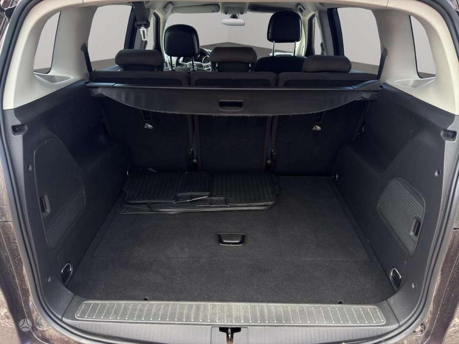 Красный Опель Zafira Tourer 2013 в Каунас, объемом двигателя 2.00 л и пробегом 296 тыс. км за 5999 €, фото 11 на AUTOMOTO.COM.LV
