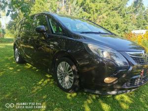 Красный Опель Zafira Tourer 2014 в Пренай, объемом двигателя 1.96 л и пробегом 202 тыс. км за 5250 €, фото 3 на AUTOMOTO.COM.LV