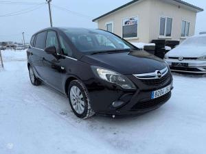 Sarkans Opel Zafira Tourer 2016 Viļņa, ar dzinēja tilpumu 1.36 L un nobraukumu 192 tūkst. km par 6850 €, foto  vietnē AUTOMOTO.COM.LV