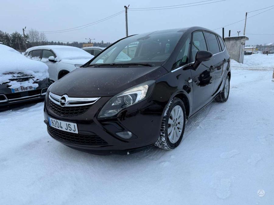 Sarkans Opel Zafira Tourer 2016 Viļņa, ar dzinēja tilpumu 1.36 L un nobraukumu 192 tūkst. km par 6850 €, foto 5 vietnē AUTOMOTO.COM.LV