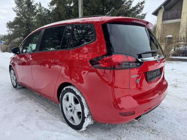 Sarkans Opel Zafira Tourer 2017 Marijampole, ar dzinēja tilpumu 1.96 L un nobraukumu 145 tūkst. km par 7950 €, foto 7 vietnē AUTOMOTO.COM.LV