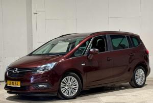 Красный Опель Zafira Tourer 2018 в Клайпеда, объемом двигателя 1.96 л и пробегом 248 тыс. км за 7900 €, фото  на AUTOMOTO.COM.LV