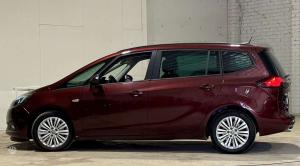 Красный Опель Zafira Tourer 2018 в Клайпеда, объемом двигателя 1.96 л и пробегом 248 тыс. км за 7900 €, фото 13 на AUTOMOTO.COM.LV