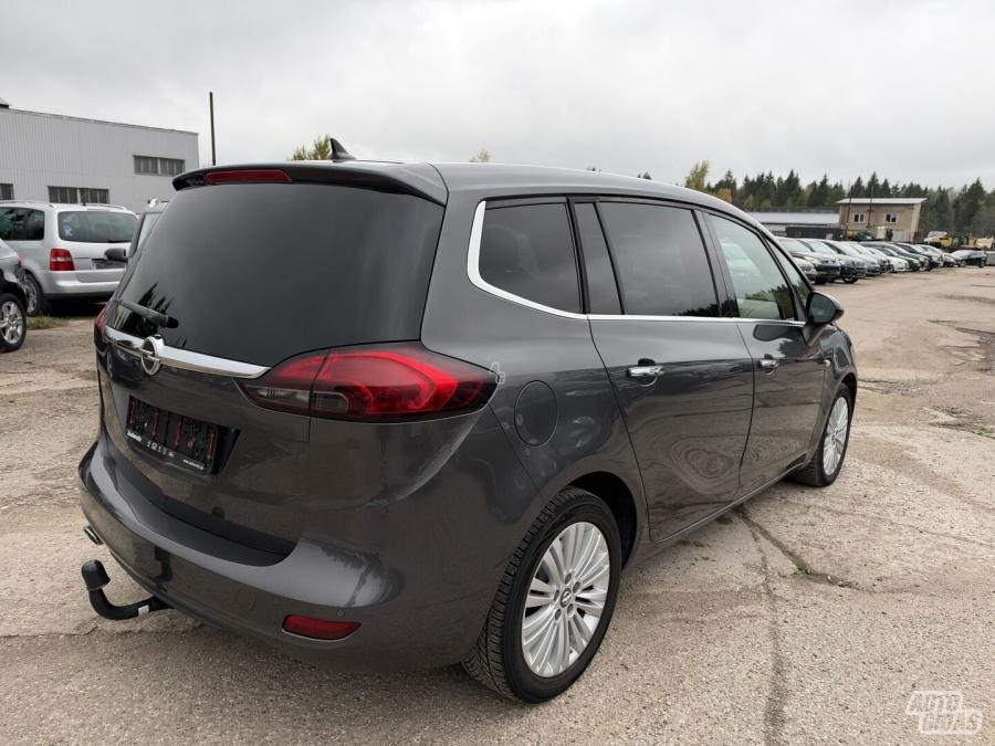 Opel Zafira Tourer 2012 Utena, ar dzinēja tilpumu 2.00 L un nobraukumu 285 tūkst. km par 4950 €, foto 5 vietnē AUTOMOTO.COM.LV