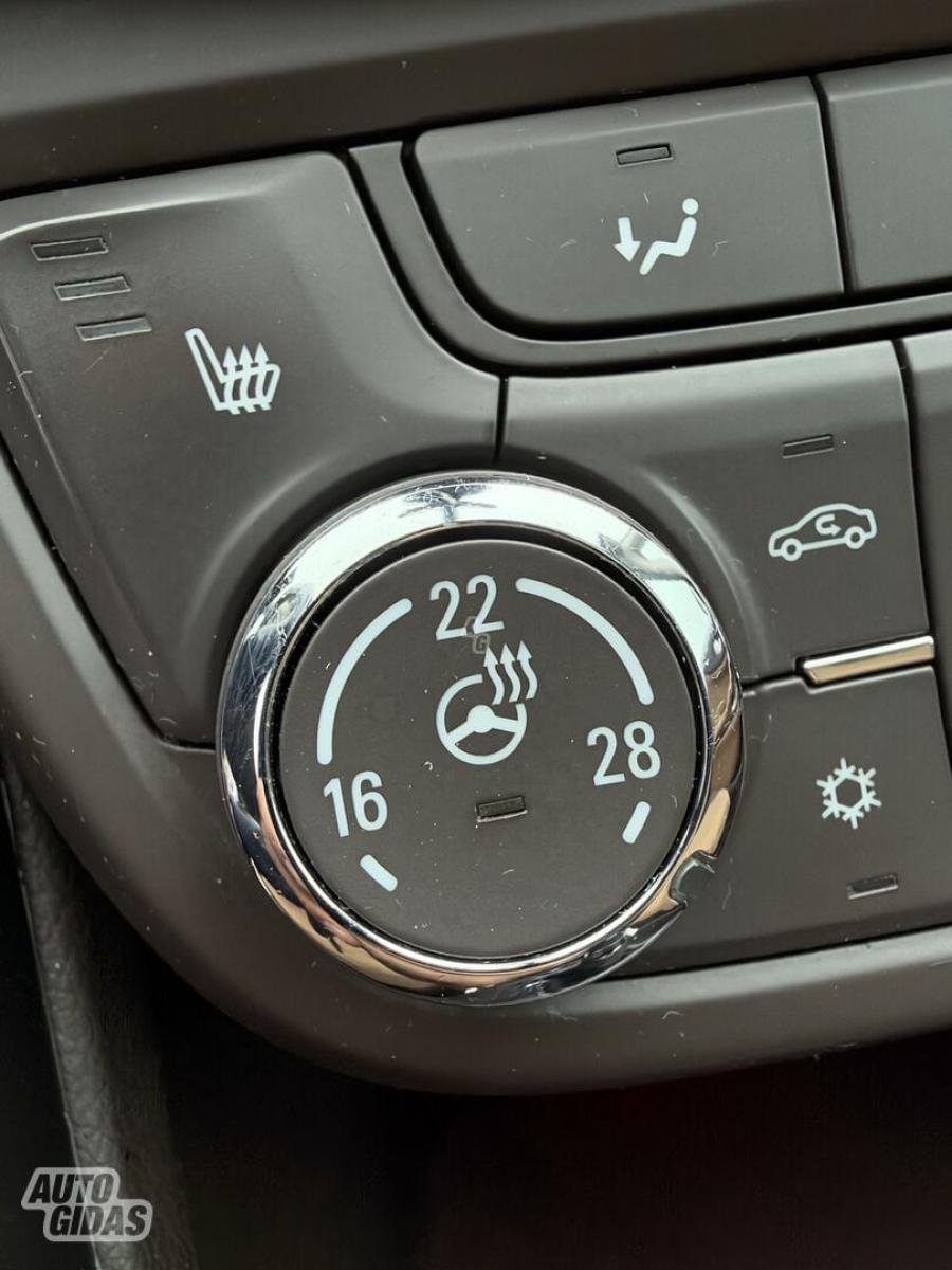 Opel Zafira Tourer 2012 Utena, ar dzinēja tilpumu 2.00 L un nobraukumu 285 tūkst. km par 4950 €, foto 15 vietnē AUTOMOTO.COM.LV