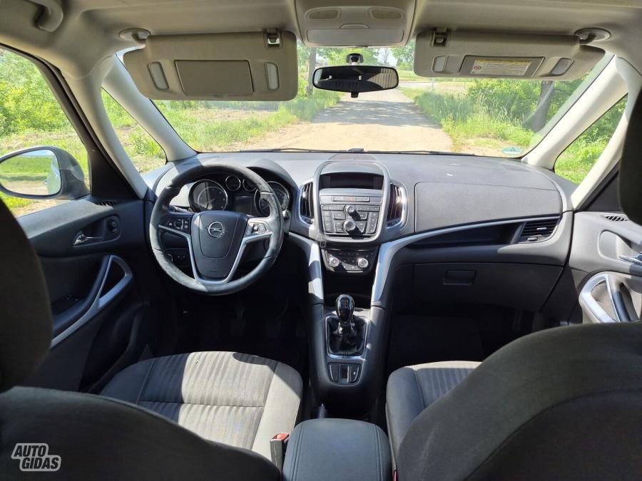 Opel Zafira Tourer 2013 Kauņa, ar dzinēja tilpumu 2.00 L un nobraukumu 312 tūkst. km par 3600 €, foto 13 vietnē AUTOMOTO.COM.LV