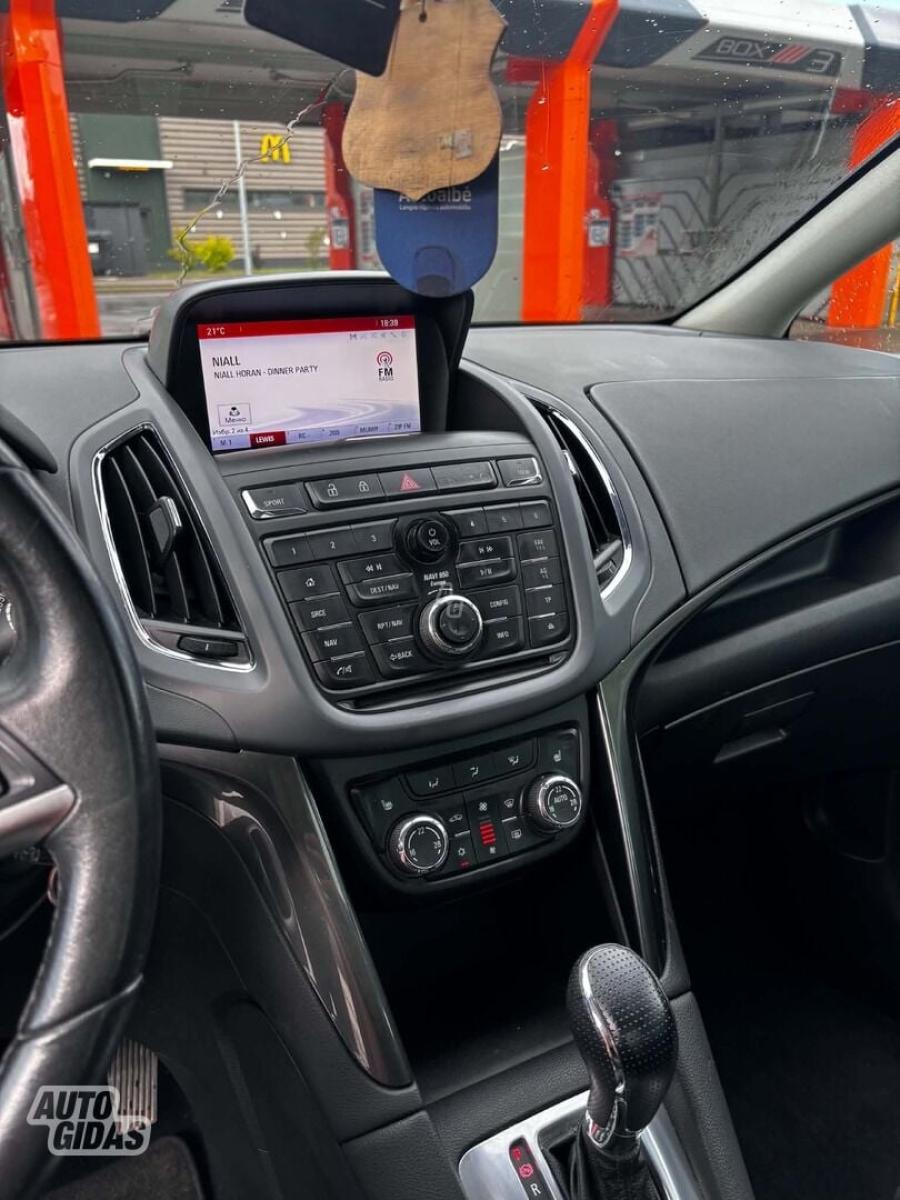 Опель Zafira Tourer 2014 в Шяуляй, объемом двигателя 2.00 л и пробегом 310 тыс. км за 5400 €, фото 7 на AUTOMOTO.COM.LV