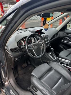 Опель Zafira Tourer 2014 в Шяуляй, объемом двигателя 2.00 л и пробегом 310 тыс. км за 5400 €, фото 10 на AUTOMOTO.COM.LV