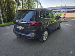 Violets Opel Zafira Tourer 2012 Ukmergė, ar dzinēja tilpumu 1.96 L un nobraukumu 305 tūkst. km par 3950 €, foto 6 vietnē AUTOMOTO.COM.LV