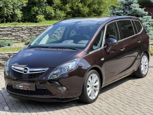 Violet Opel Zafira Tourer 2012 in Kedainiai, with an engine capacity of 1.96 L and mileage of 260 thousand km for 6350 €, photo 3 on AUTOMOTO.COM.LV