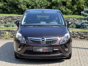 Violet Opel Zafira Tourer 2012 in Kedainiai, with an engine capacity of 1.96 L and mileage of 260 thousand km for 6350 €, photo 4 on AUTOMOTO.COM.LV