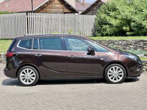 Violet Opel Zafira Tourer 2012 in Kedainiai, with an engine capacity of 1.96 L and mileage of 260 thousand km for 6350 €, photo 8 on AUTOMOTO.COM.LV