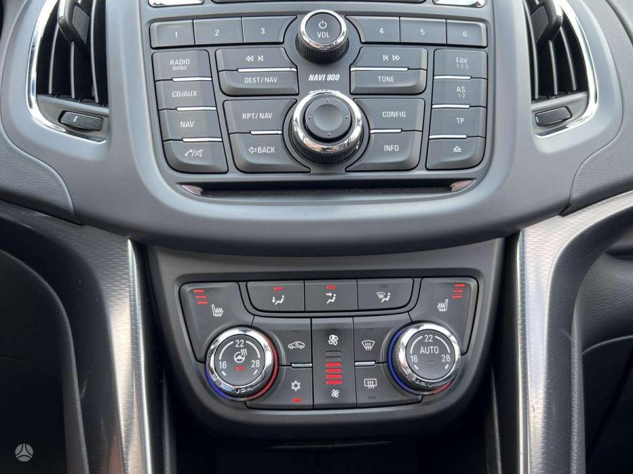 Violet Opel Zafira Tourer 2012 in Kedainiai, with an engine capacity of 1.96 L and mileage of 260 thousand km for 6350 €, photo 36 on AUTOMOTO.COM.LV