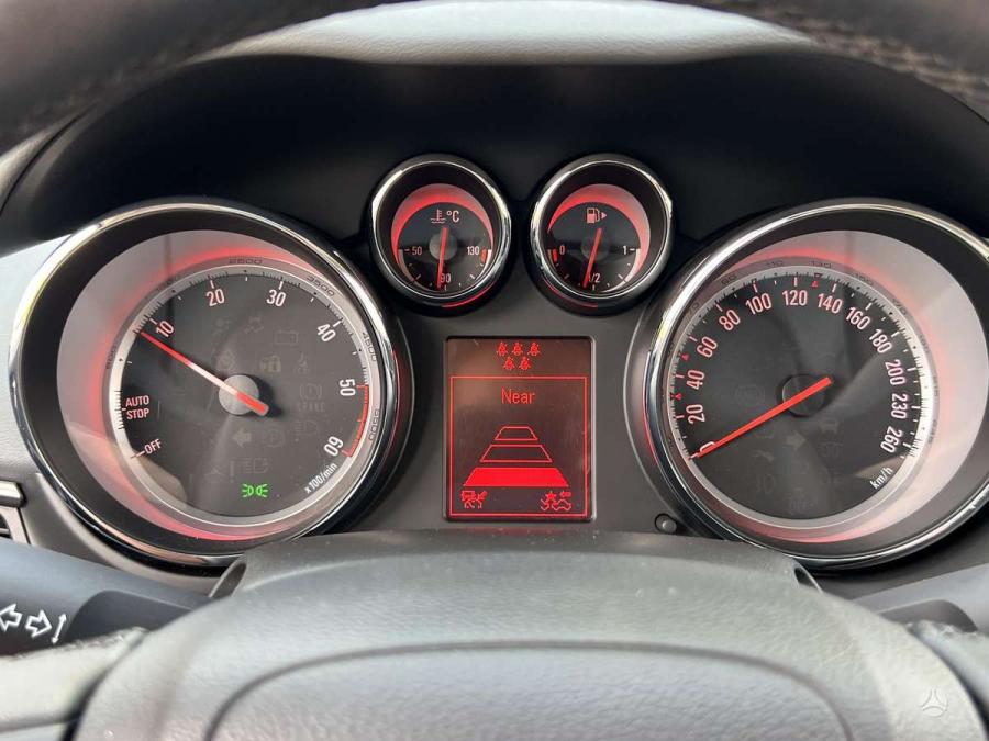 Violet Opel Zafira Tourer 2012 in Kedainiai, with an engine capacity of 1.96 L and mileage of 260 thousand km for 6350 €, photo 41 on AUTOMOTO.COM.LV
