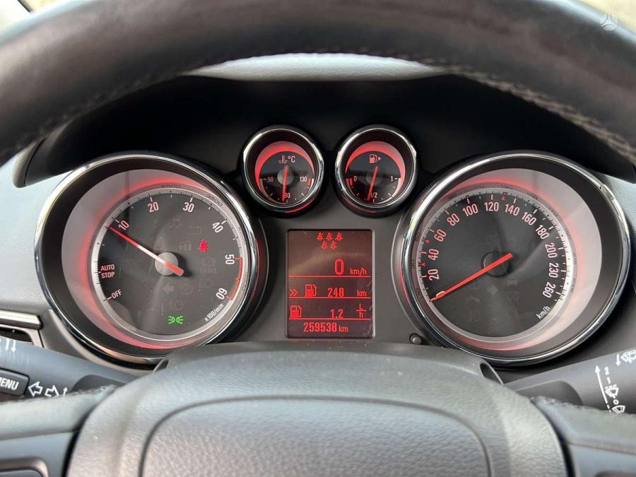 Violet Opel Zafira Tourer 2012 in Kedainiai, with an engine capacity of 1.96 L and mileage of 260 thousand km for 6350 €, photo 42 on AUTOMOTO.COM.LV