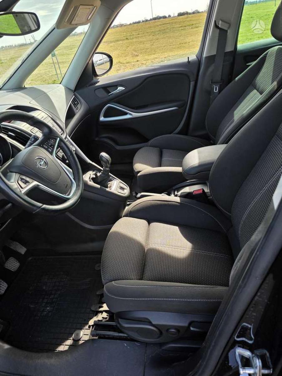 Фиолетовый Опель Zafira Tourer 2012 в Мариямполе, объемом двигателя 1.40 л и пробегом 189 тыс. км за 3400 €, фото 22 на AUTOMOTO.COM.LV
