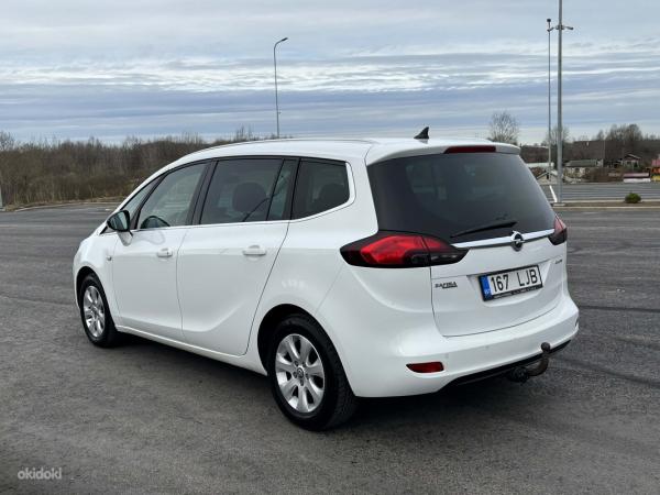 Белый Опель Zafira Tourer 2015 в Нарва, объемом двигателя 1.60 л и пробегом 260 тыс. км за 5499 €, фото 3 на AUTOMOTO.COM.LV