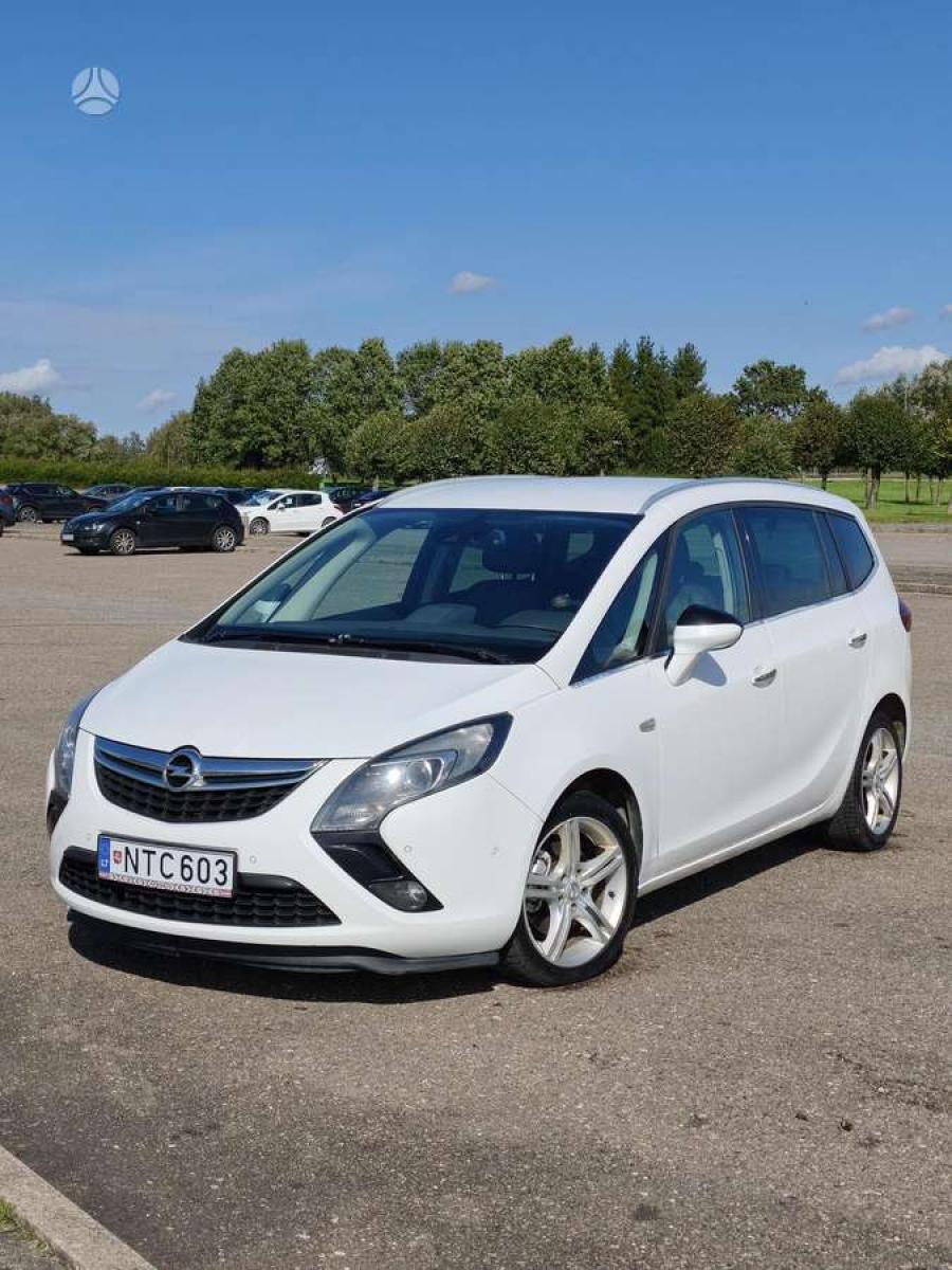 Balts Opel Zafira Tourer 2011 Kauņa, ar dzinēja tilpumu 1.96 L un nobraukumu 340 tūkst. km par 2950 €, foto 1 vietnē AUTOMOTO.COM.LV
